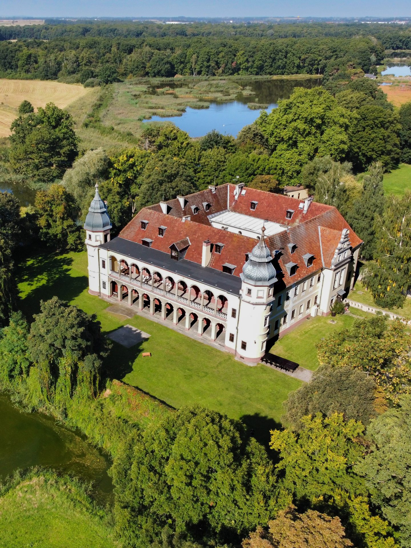 Pałac Krobielowice - Dolny Śląsk Travel